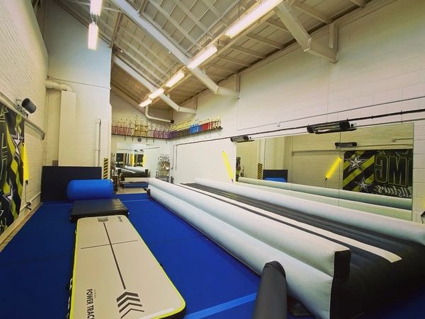 Planet Cheer - Cheerleading Team, Sports Club, Dance School