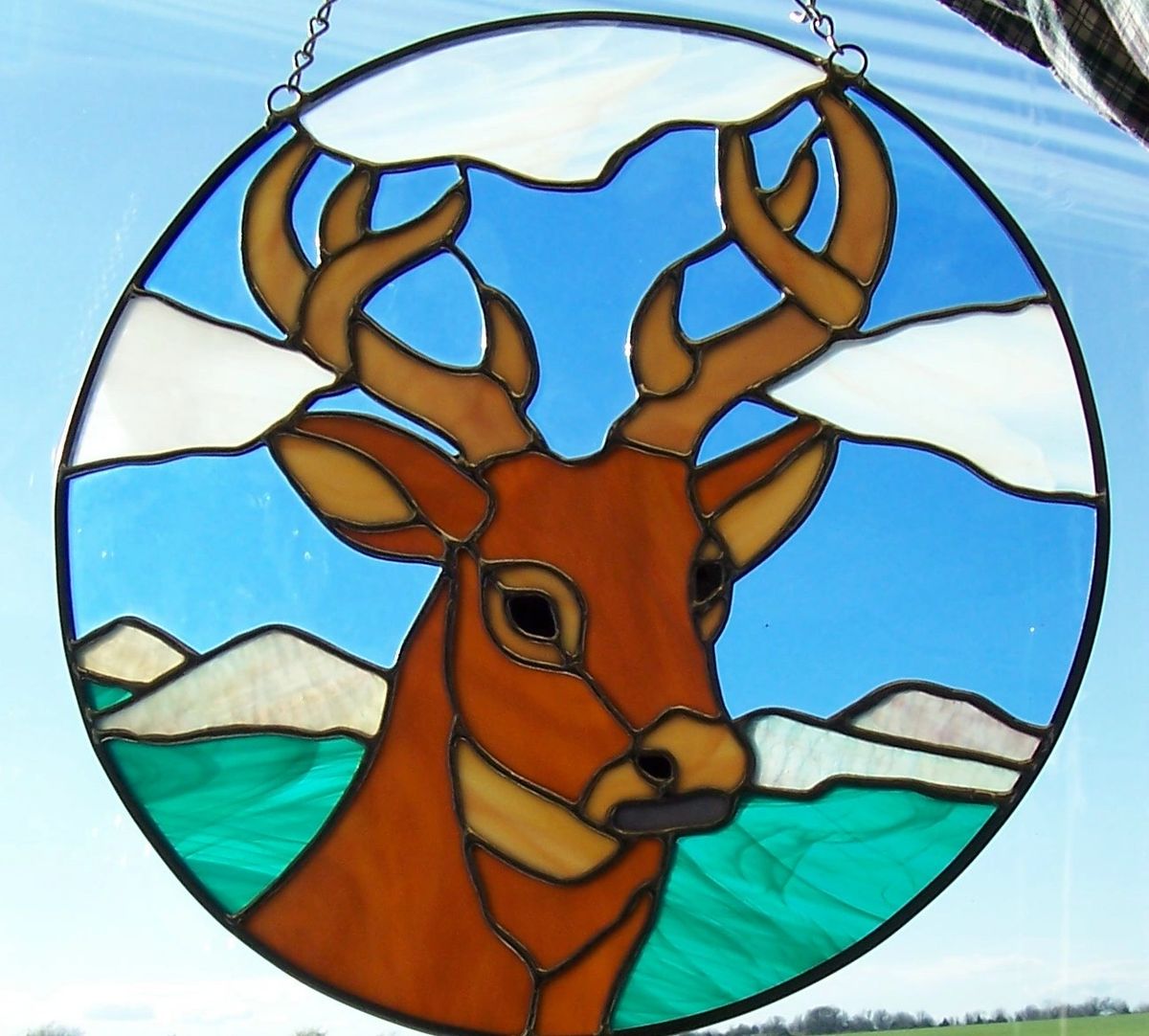 Deer head circle suncatcher