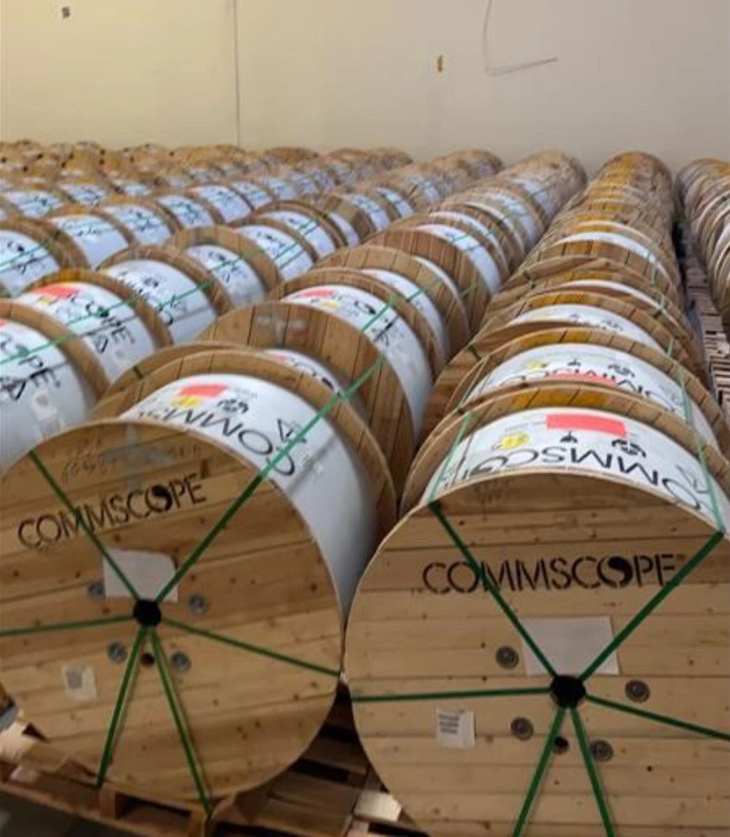 20 MILLION FEET AVAILABLE BRAND NEW COMMSCOPE 1 COUNT FLAT DROP FIBER ...