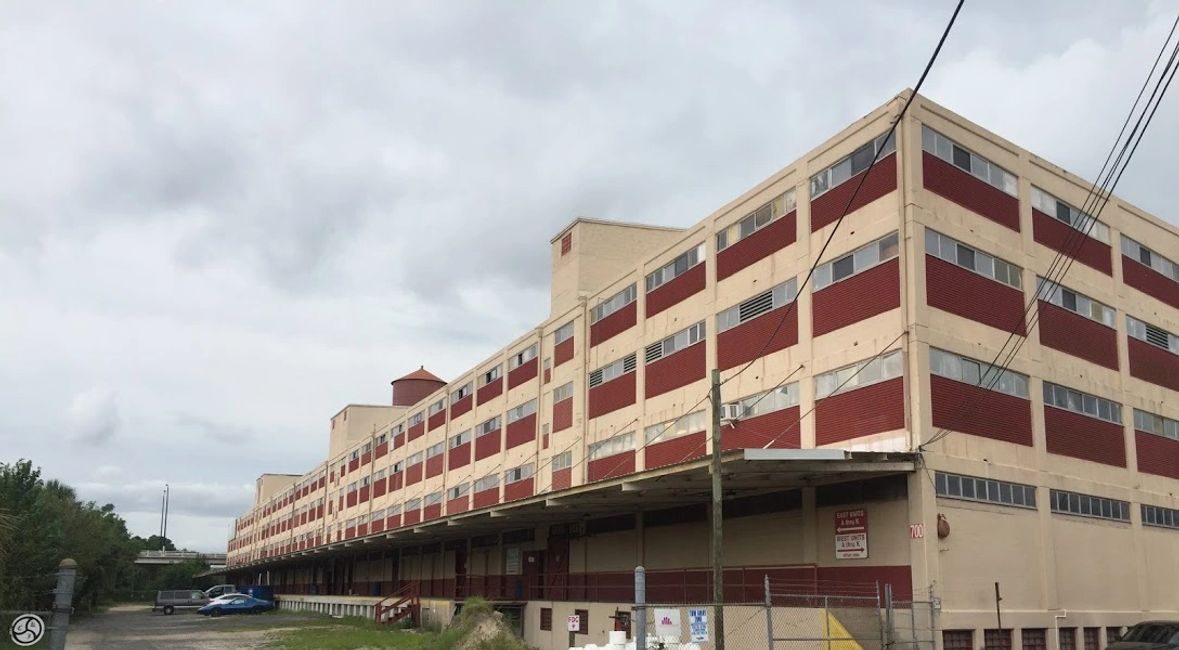 TRIDENT CABINETS & COUNTERTOPS