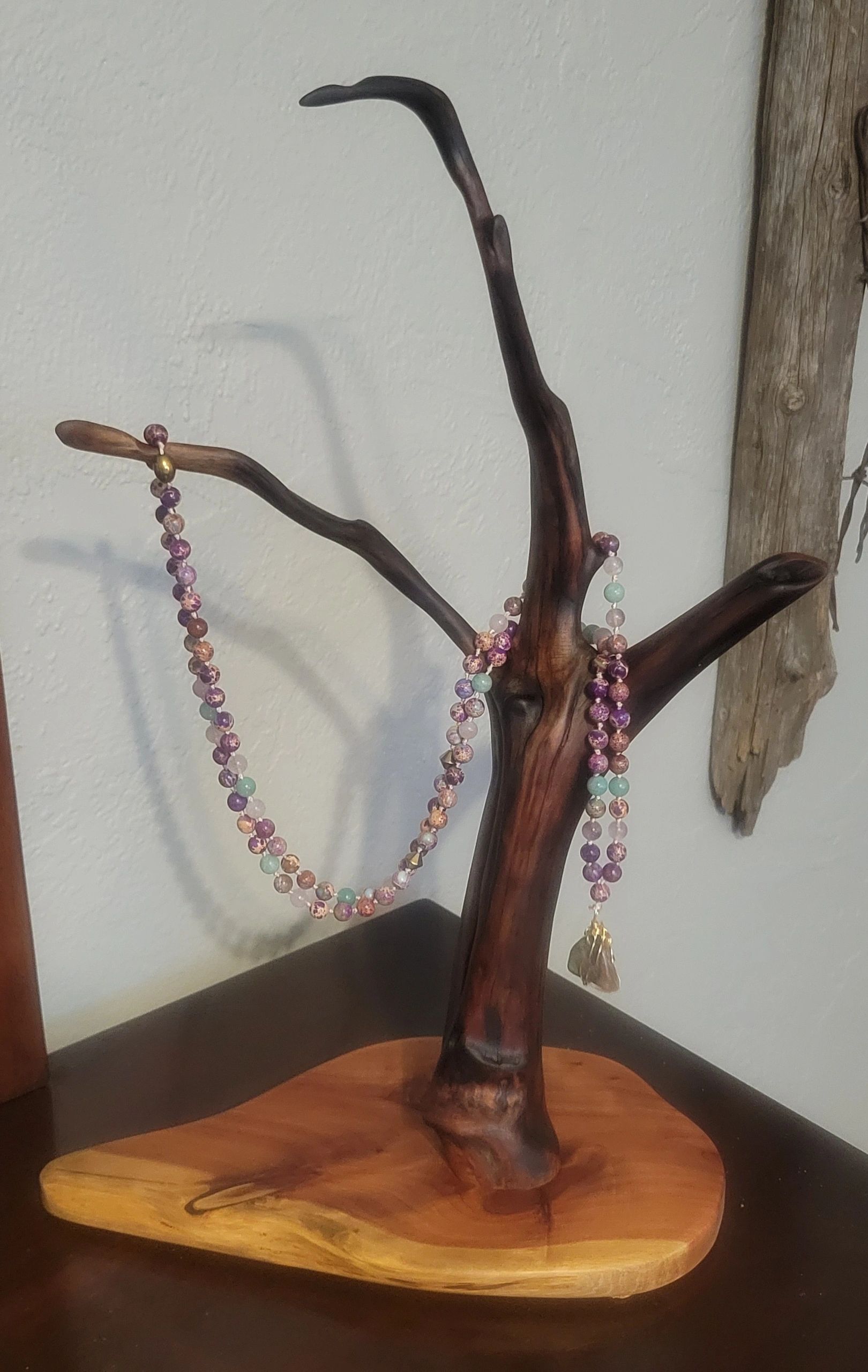 Dancing Root Displays