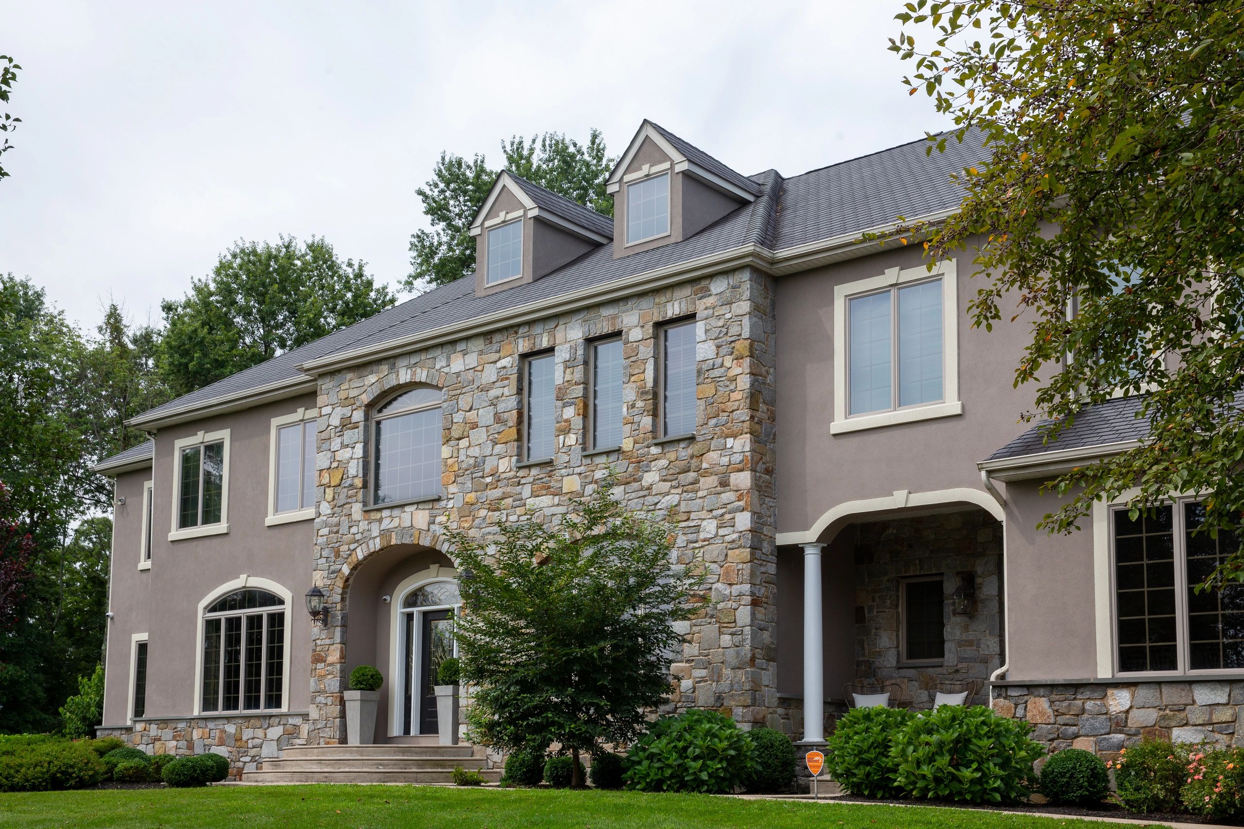 Apartments for Rent - Fenwick Realty Trust