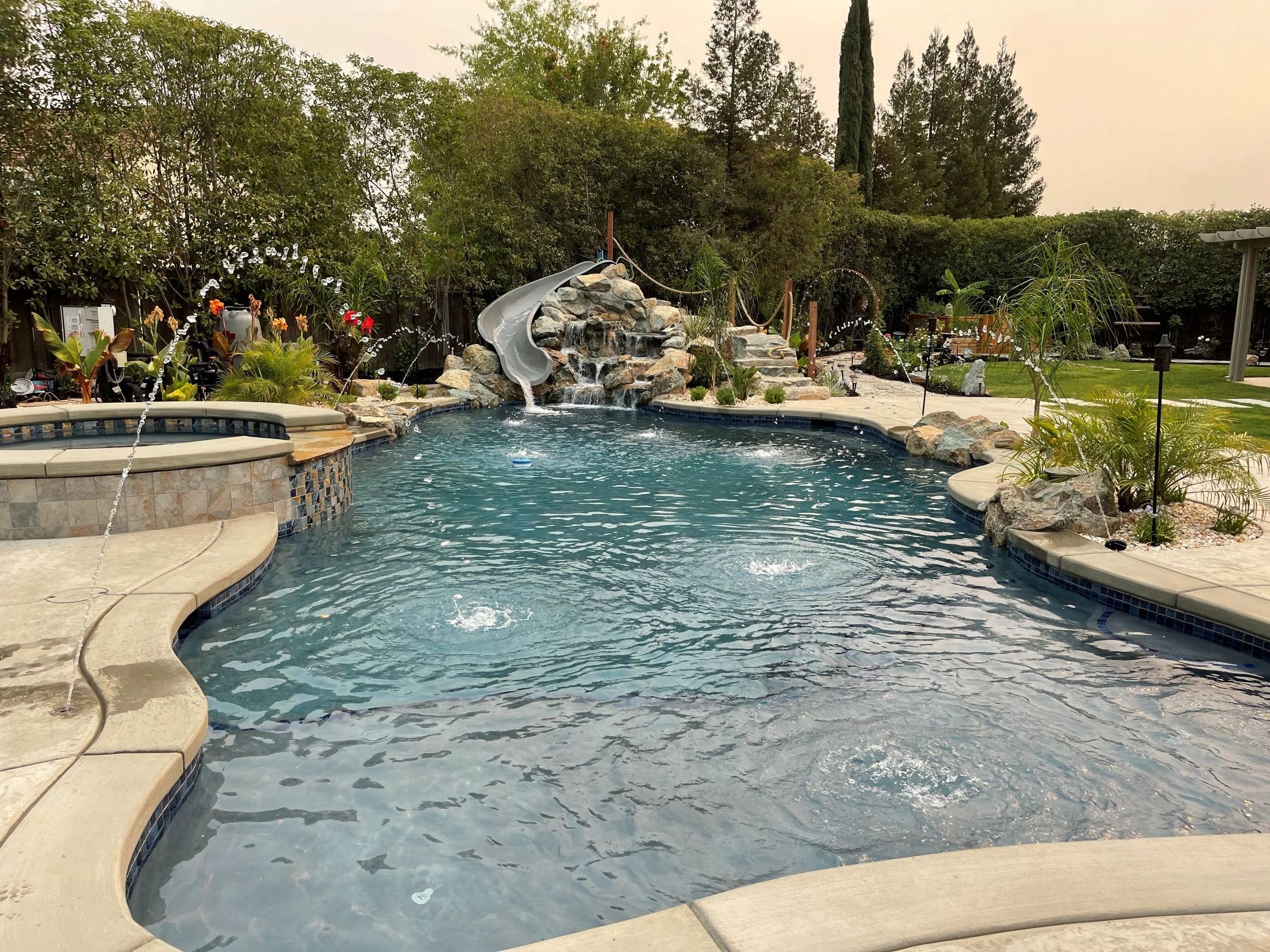 Sacramento Dolphin Pools