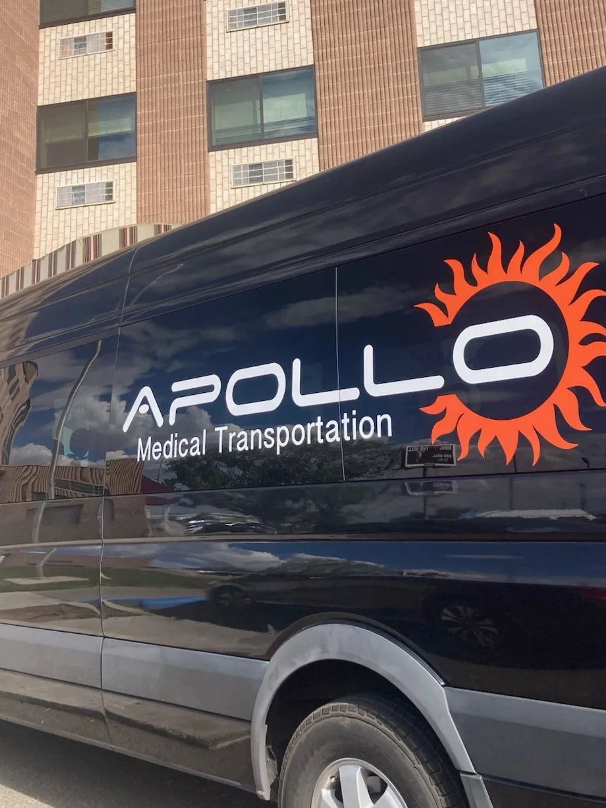 Apollo Ride