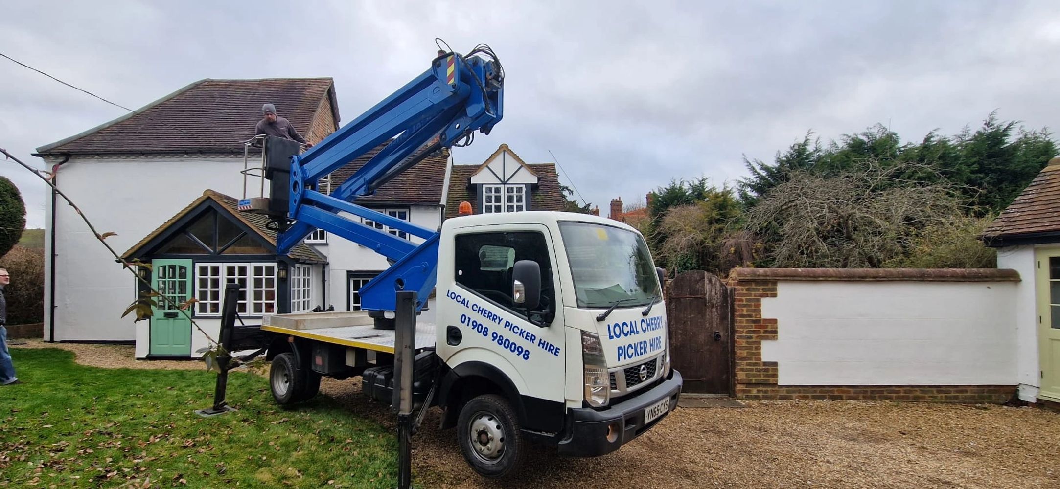 Cherry Picker Hire - Local Cherry Picker