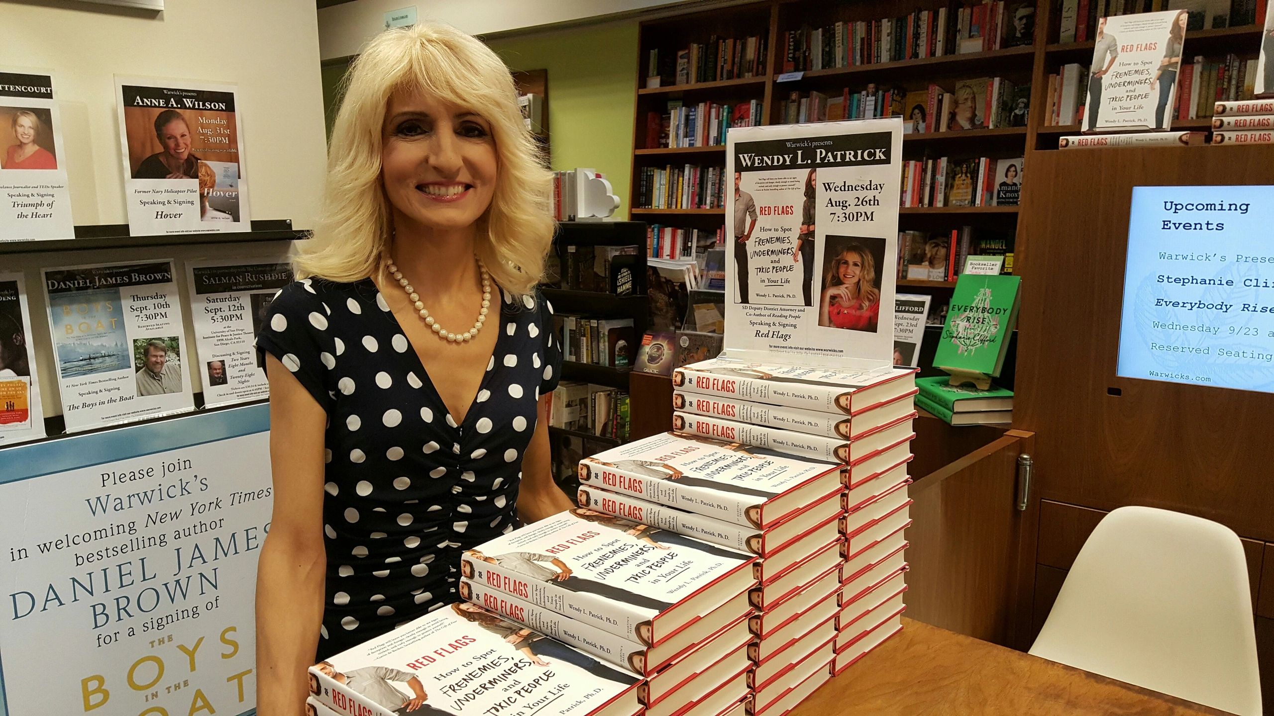 Contact | Advantage Speaker