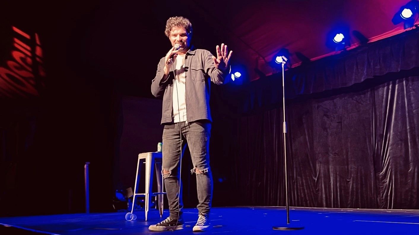 FRINGE REVIEW - Amos Gill: The Pursuit Of Happy (ish)