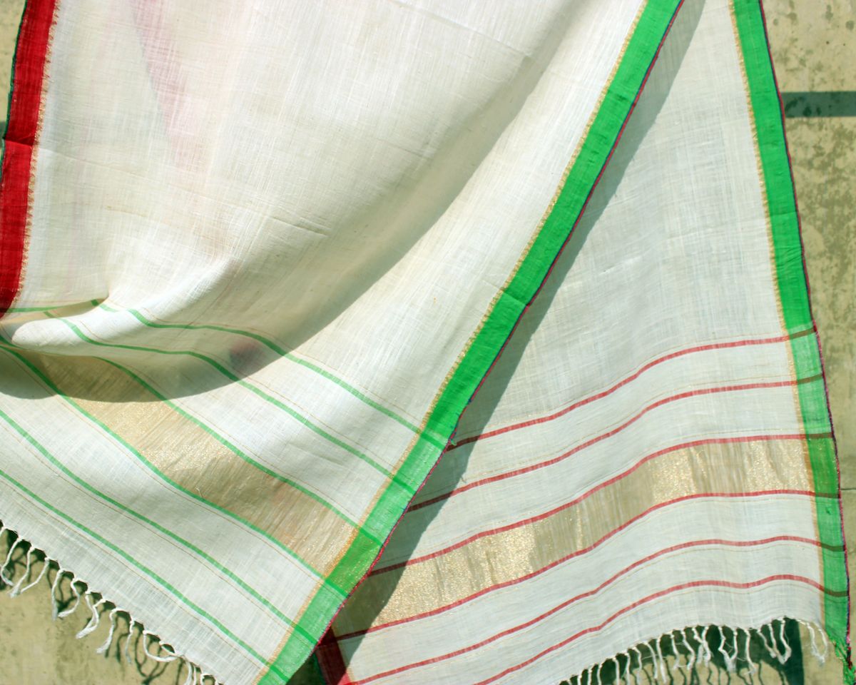 White Cotton plain body, 3 shuttle borders Stole | Size: 1.80m X 0.60m