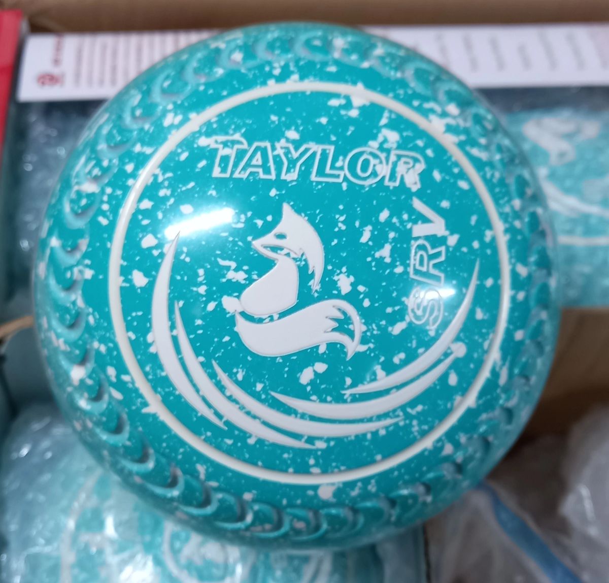 TAYLOR SRV SIZE 1 MINT WHITE CRESCENT GRIP WHITE FOX WB32