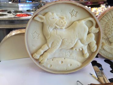 Photo Gallery | Cheese Carving