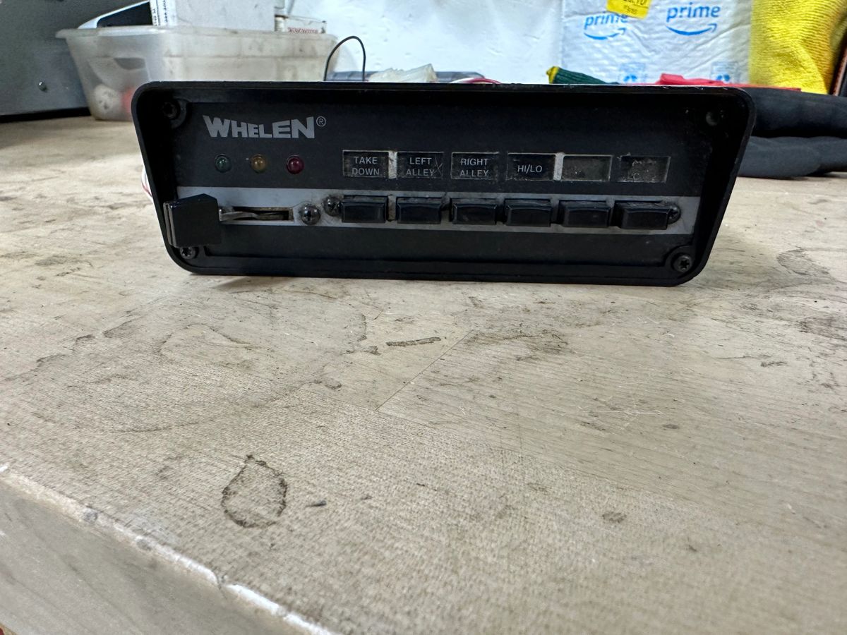 Whelen PCCS9NP Controller Complete