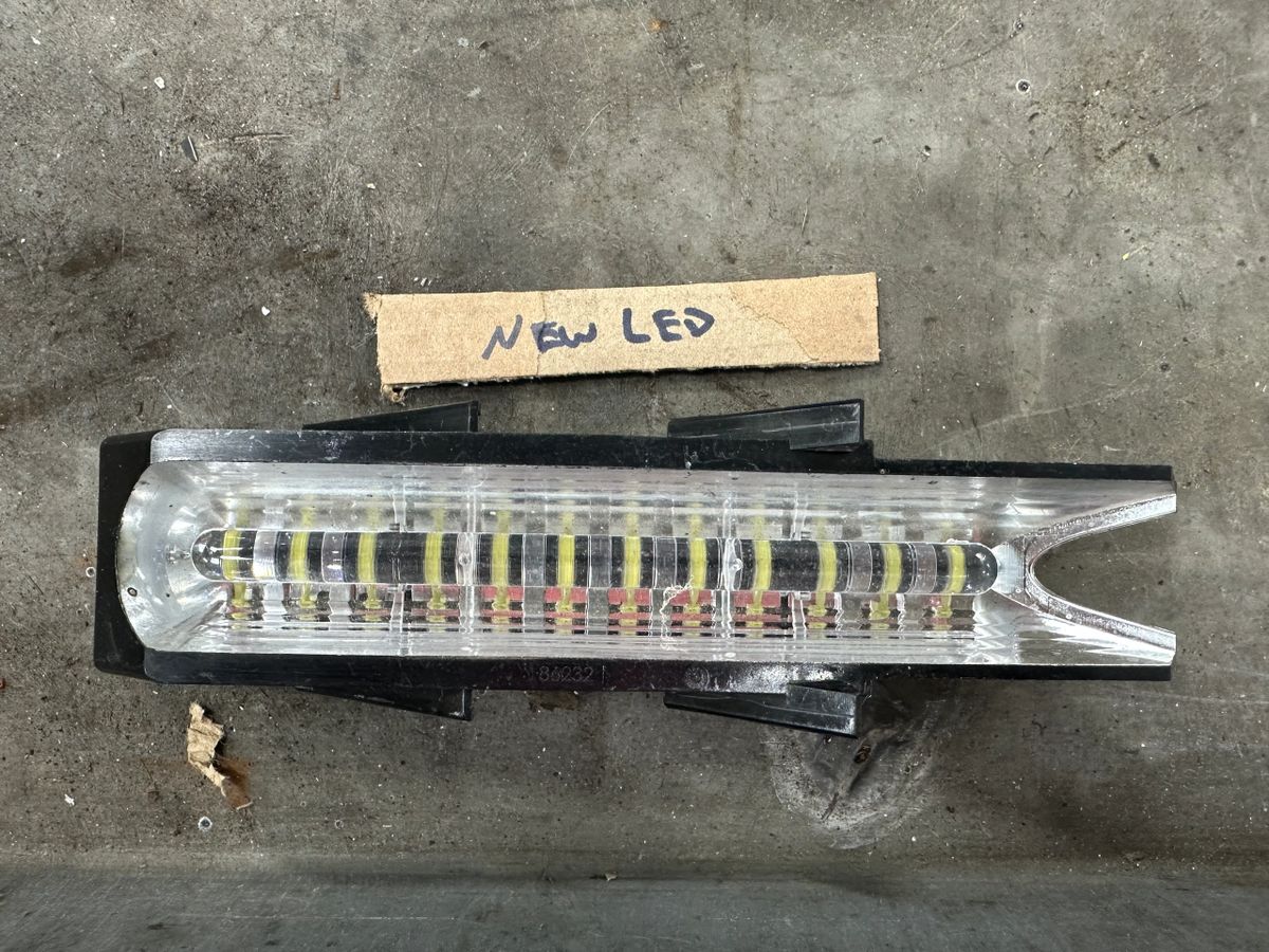 Whelen Liberty Lin12 Light head
