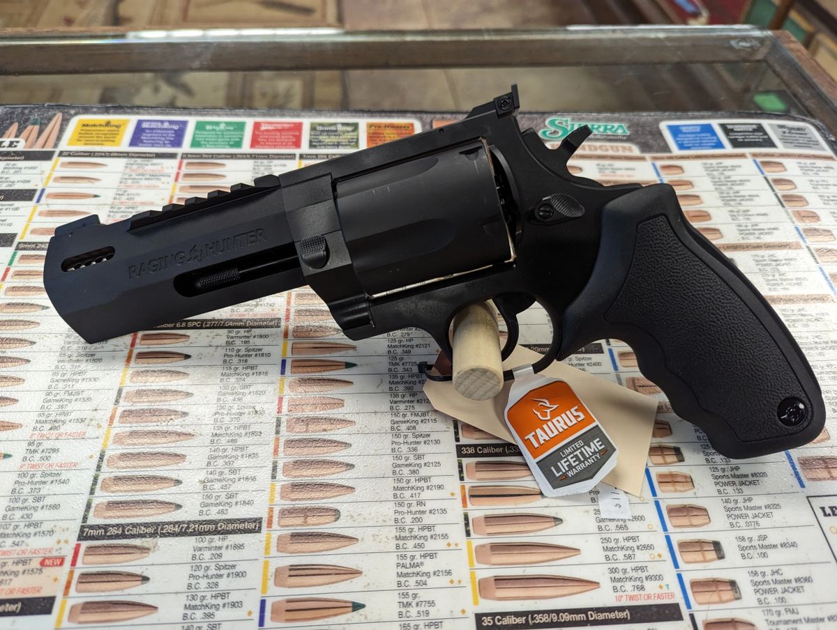 Taurus Raging Hunter 460 S&W 5"