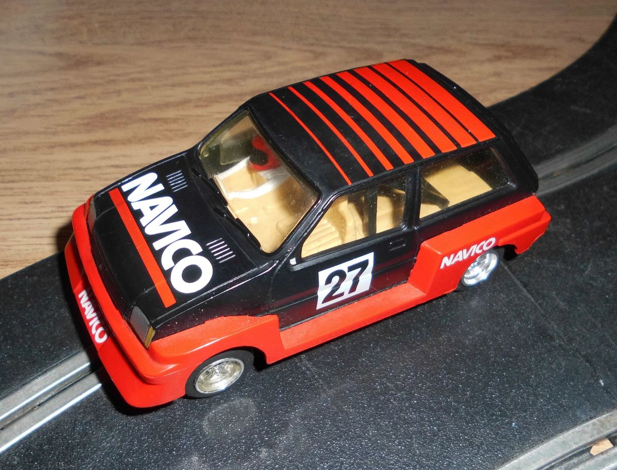 Scalextric Metro 6R4 rally / touring car