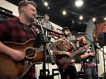 Bluegrass Sundays | Pickett Brewing Company