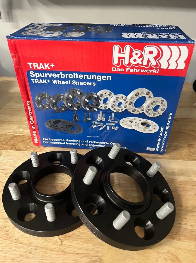 H&R Wheel Spacers 15mm R35 GTR