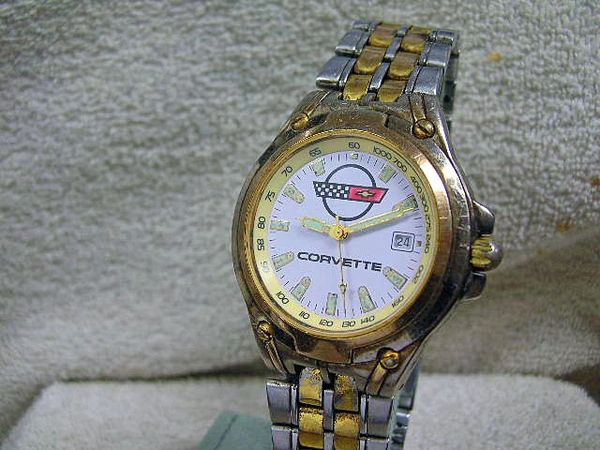 ***SOLD*** m5118-JCR Modern Chevrolet Corvette wrist watch