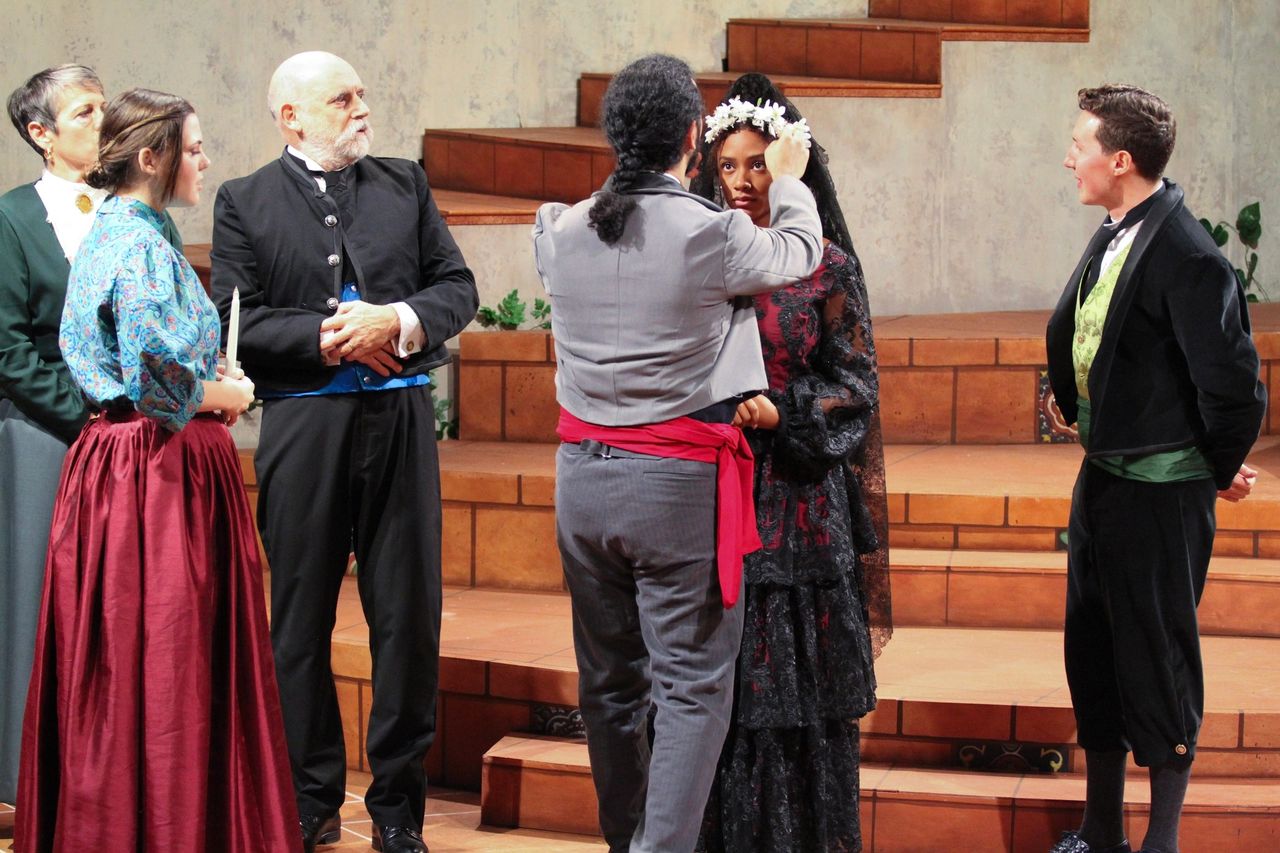 Review Blood Wedding