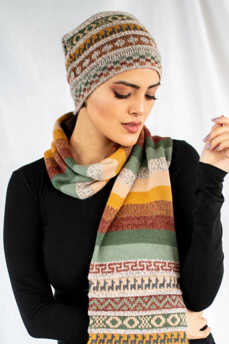 Beanies & Hat/Scarf one-piece