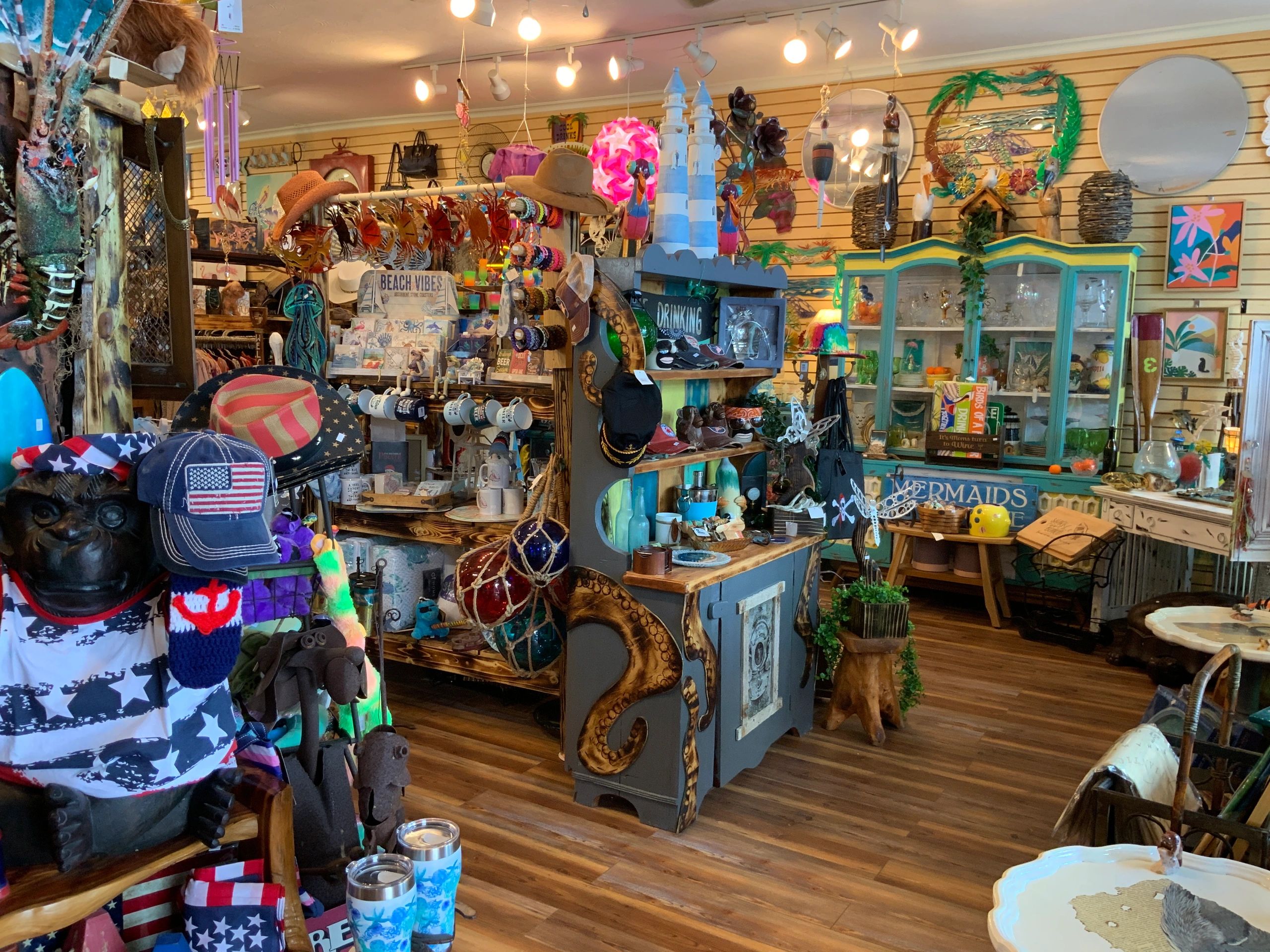 Jolene's Hidden Treasures & Boutique