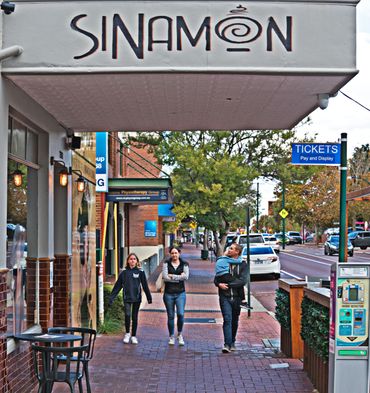 Sinamon - Cinnamon Buns, Croissants, Coffee, Juice
