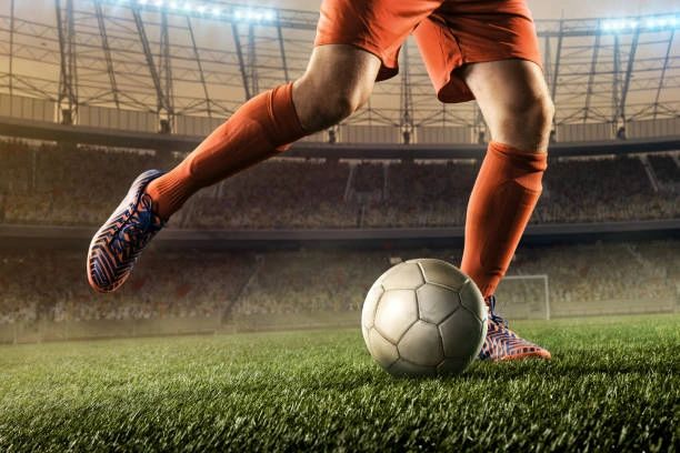 How to Pass a Ball in Soccer? Creating the Perfect Pass