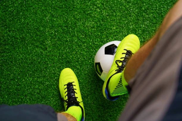 How Should Soccer Cleats Fit? The Ultimate Guide