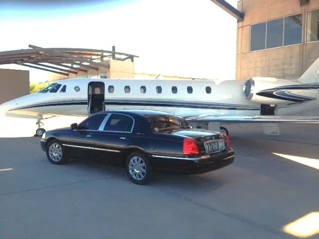 Luxury Car Transportation Services | Fountain Hills VIP Sedan