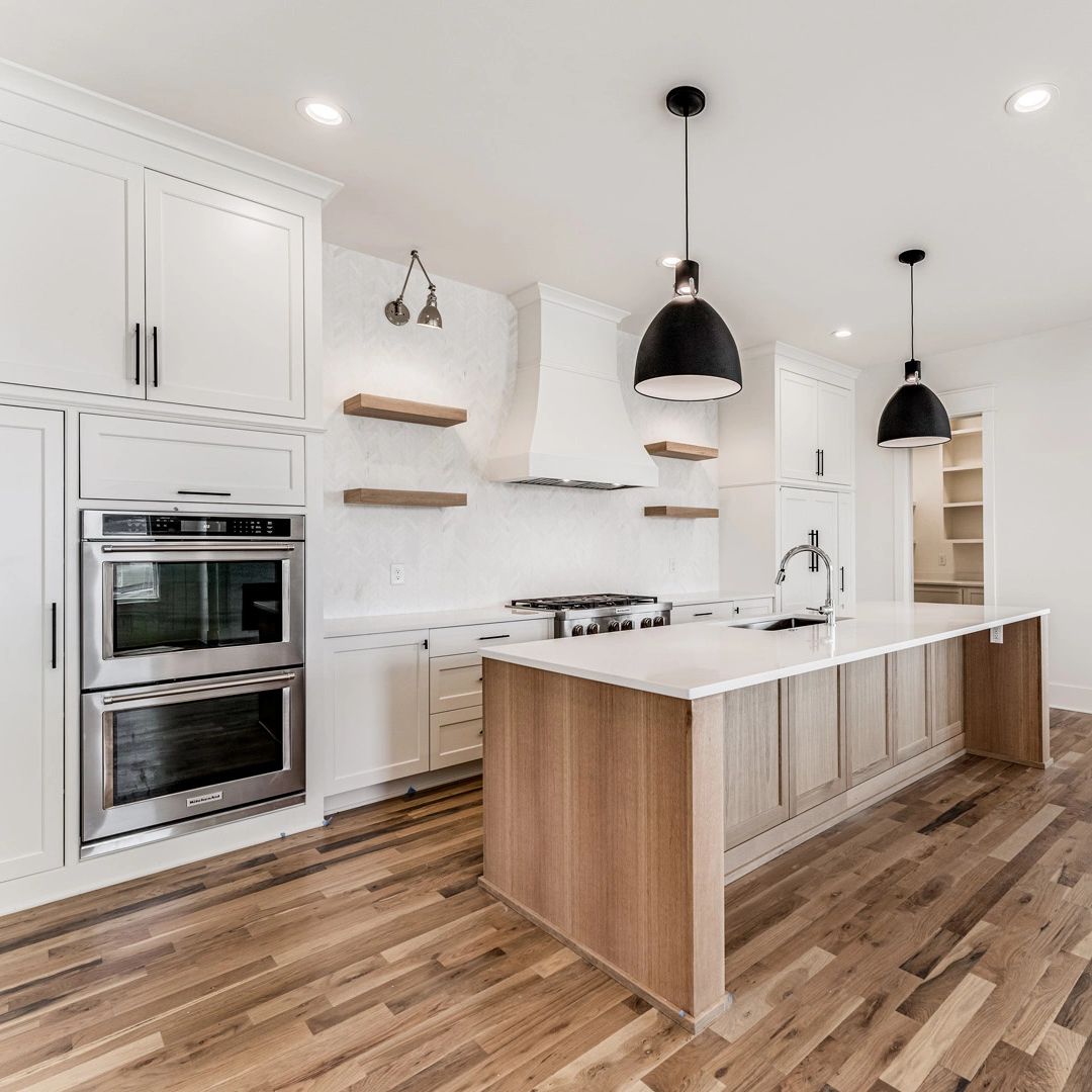 Dana Grace Interiors - Best Bedroom & Kitchen Interior Designer