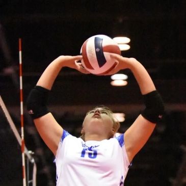 Ella Currie Volleyball Recruit