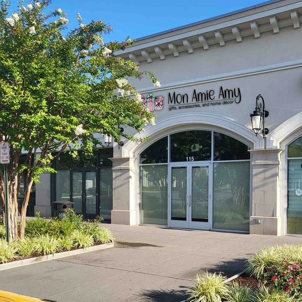 Mon Amie Amy - Gift Store for Men and Women - Ashburn, Virginia