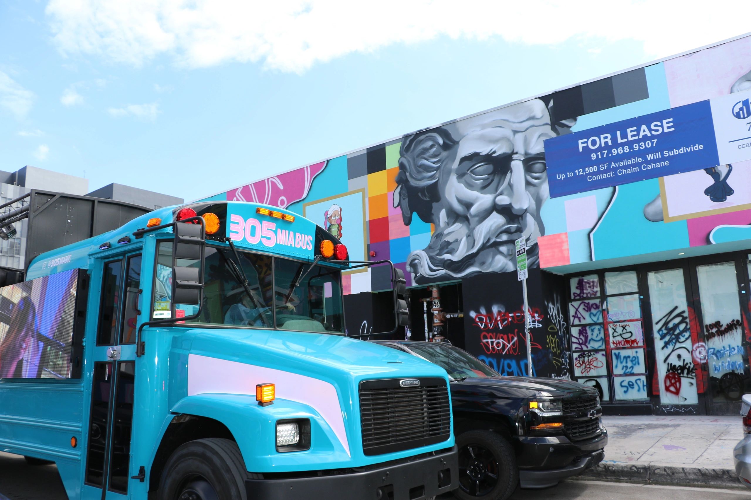 305Miabus - Party Bus Miami, 305 Transportation Miami, Boat Rental ...