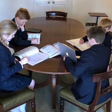 Online English Tutor UK - Cambridge Academic Tuition