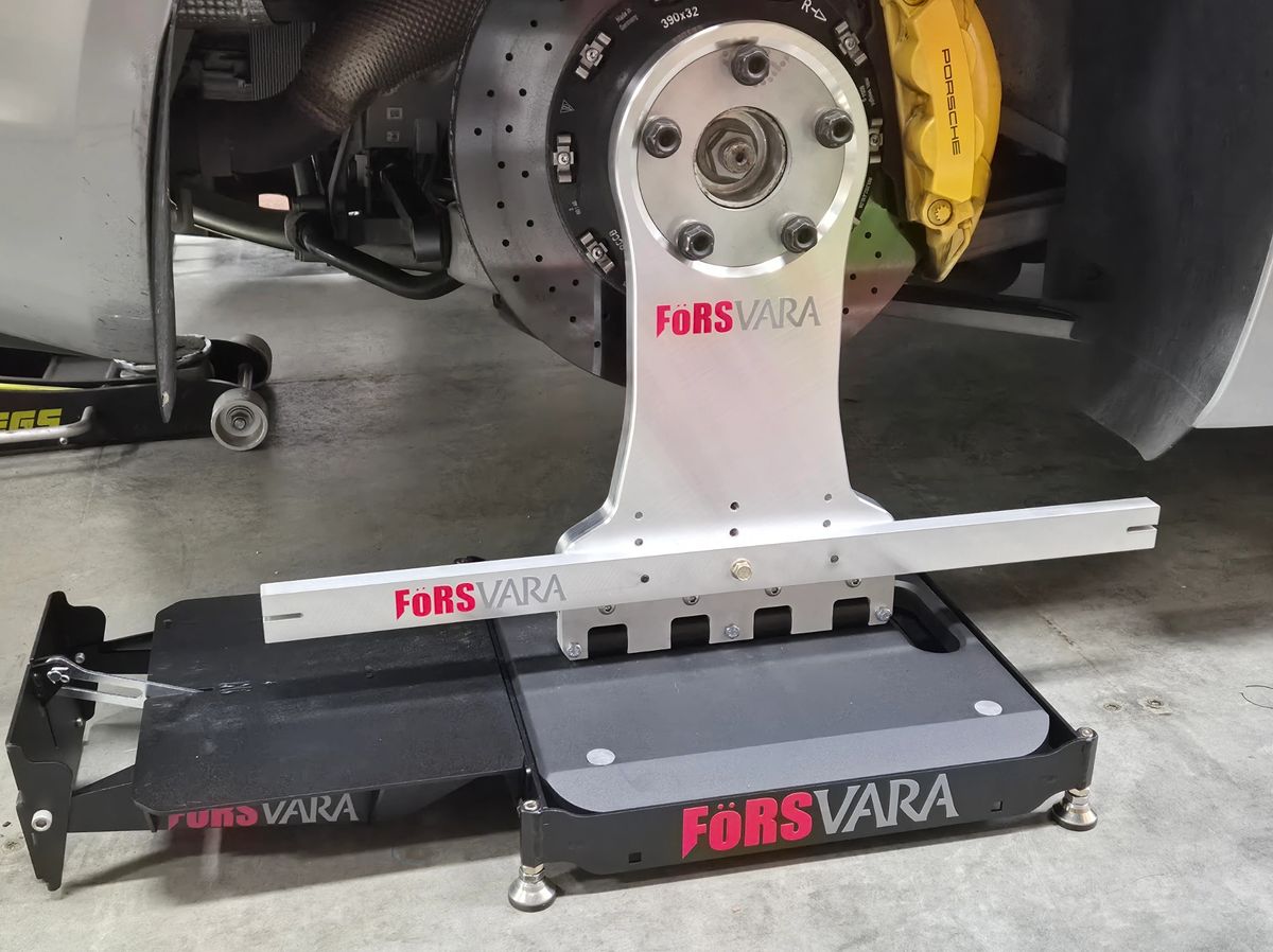 Hub stands set of 2 DIY track alignment system