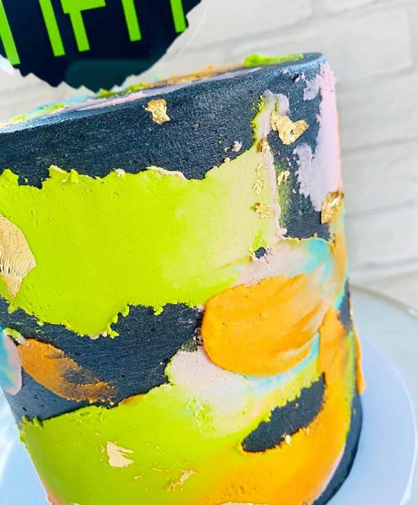 Custom Made Cakes, Cupcakes, and Afternoon Teas - Bear and Cub Cakes