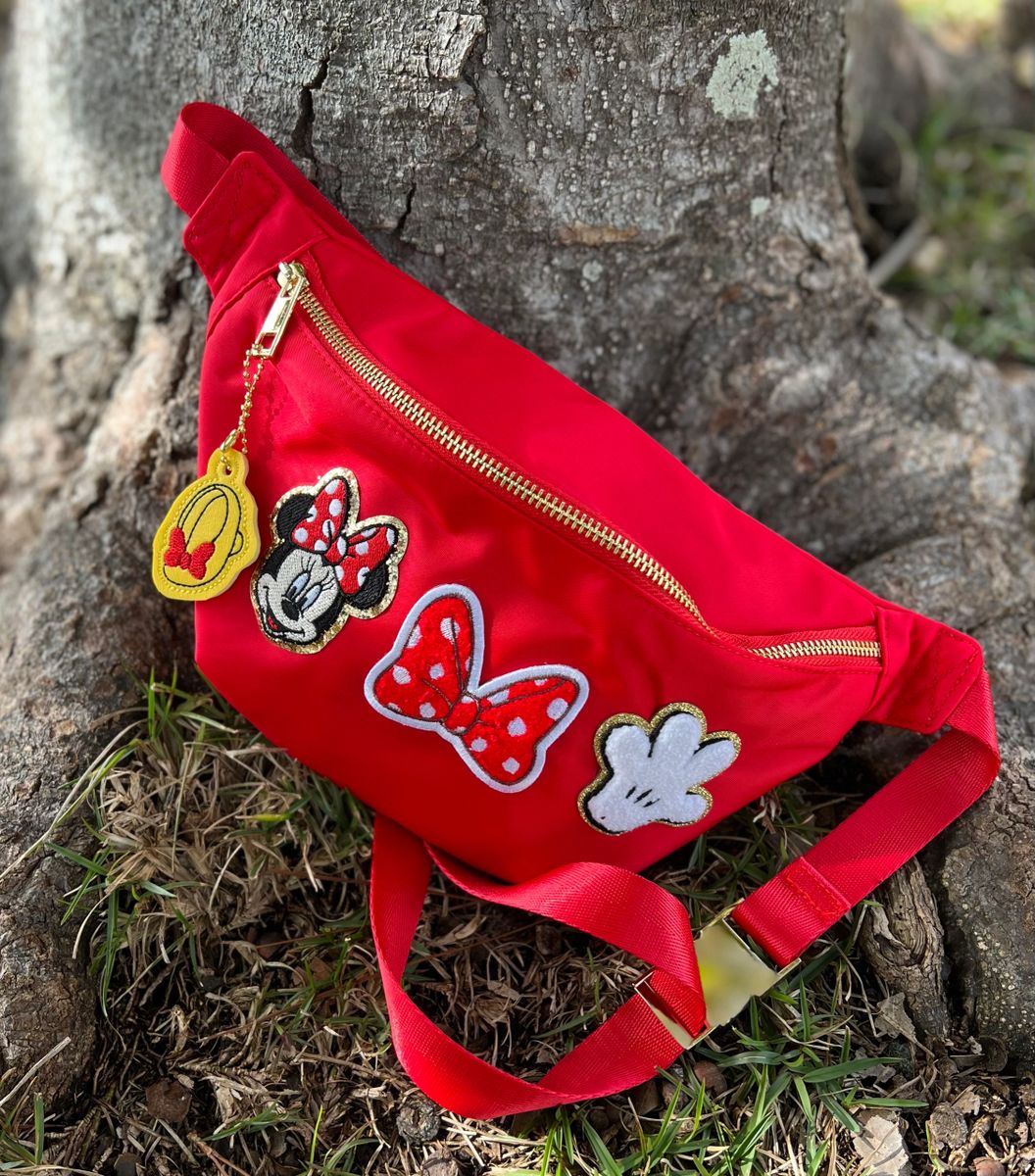 Minnie SIZE INCLUSIVE fanny pack with zipper pull