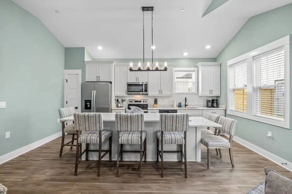 Whalehead Vacation Rentals - Beach Club Rentals