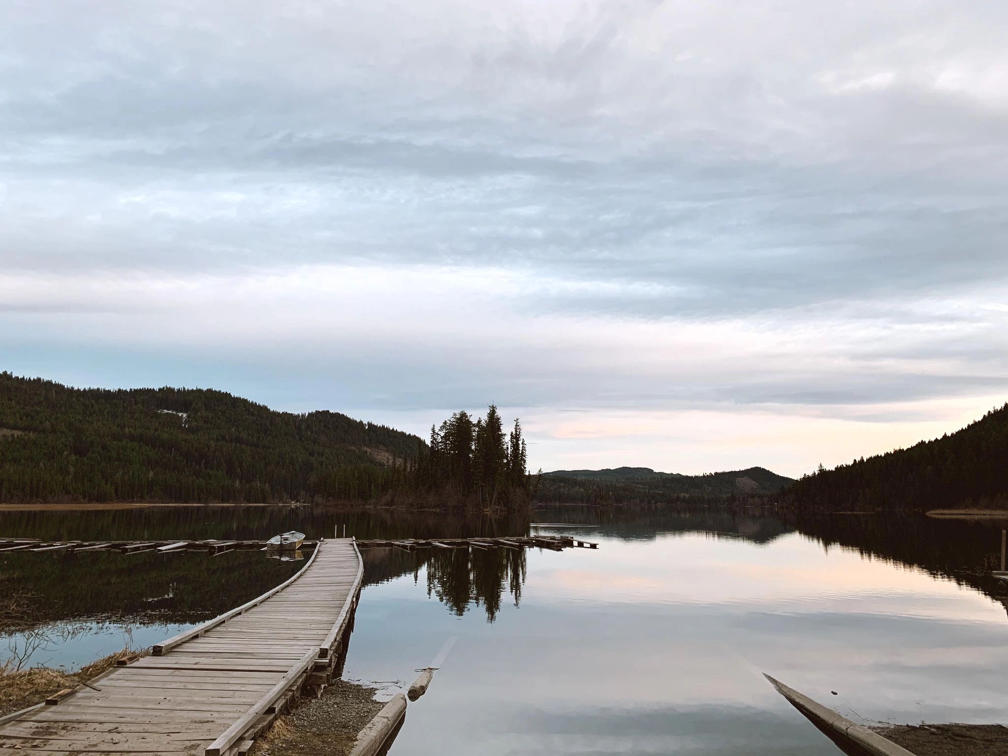 Activities | Knouff Lake Wilderness Resort