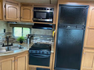 Trailer Rentals | Knouff Lake Wilderness Resort