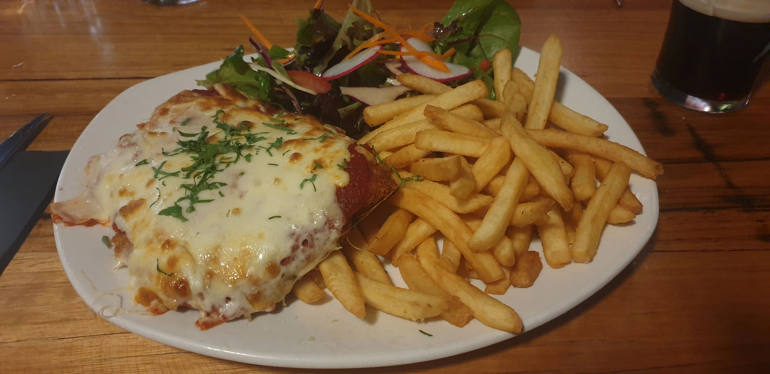 REVIEW 74, ESSENDON HOTEL, ESSENDON