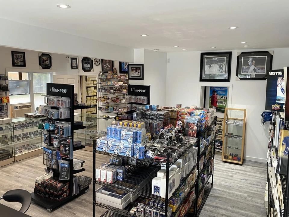 Ultimate Sportscards - Hockey Cards, Hobby Store, Sports Memorabilia