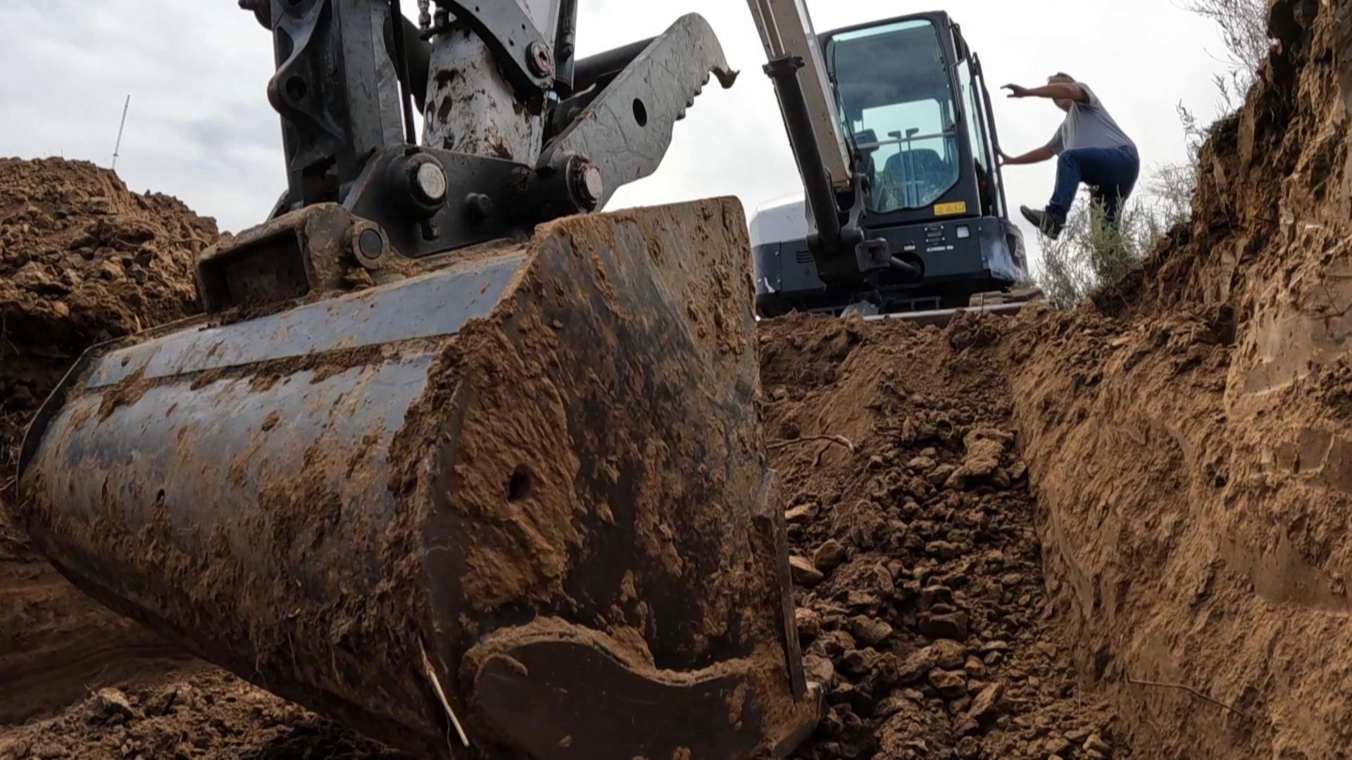 Mr. Digger Excavating