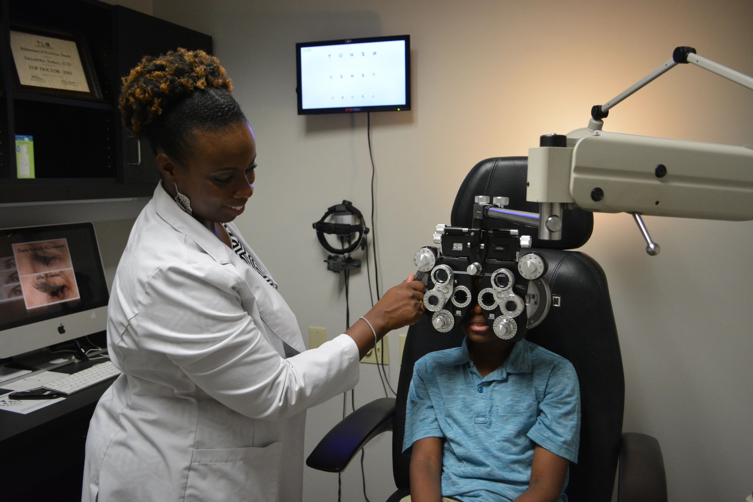 About Us | Clear View Eye Care