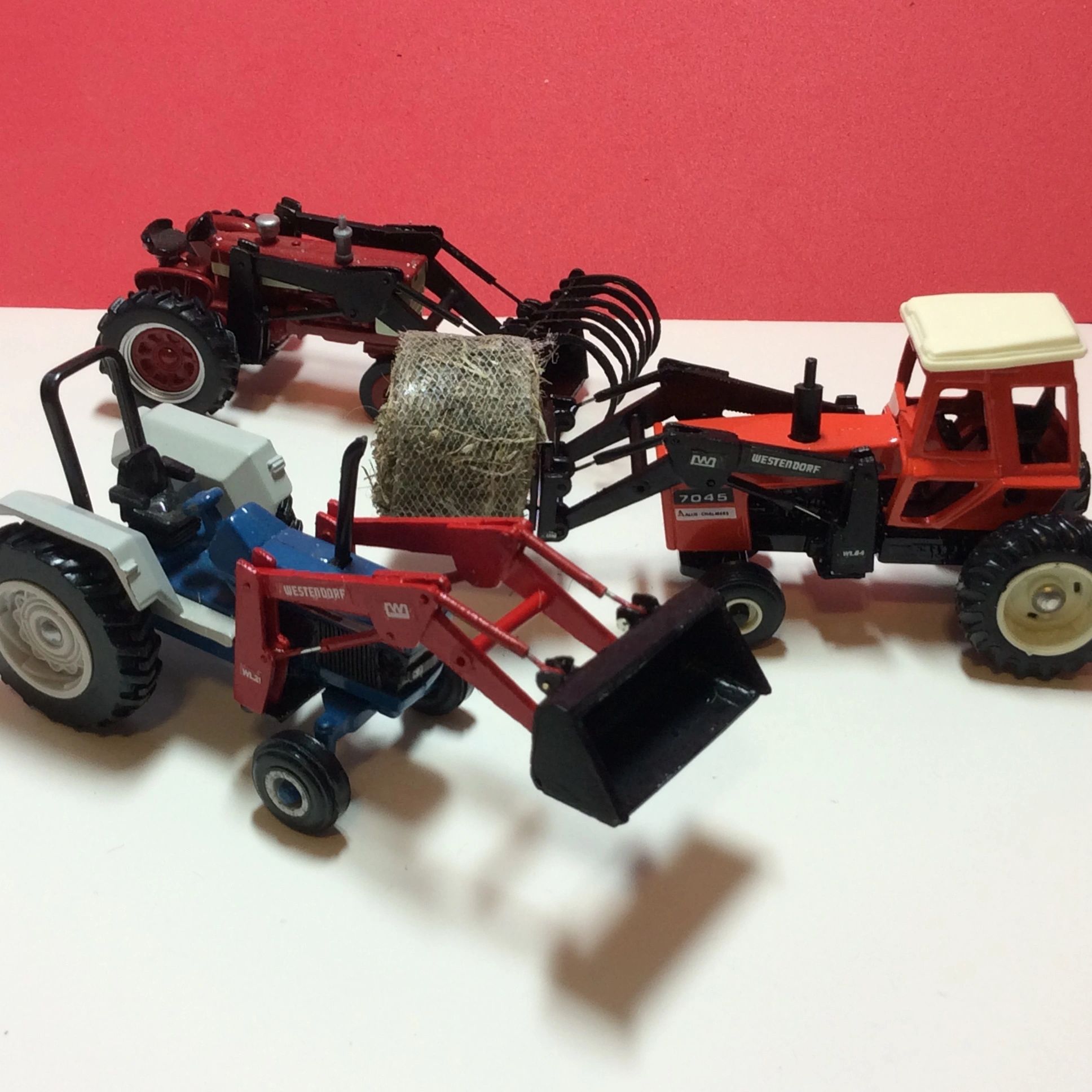 Lockwood Angus Custom Farm Toys - Home