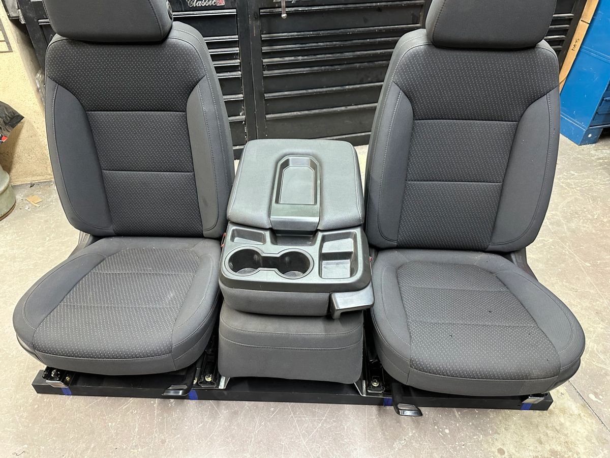 GMT T1XX Front Seat Bracket set for GMT800/900 Trucks