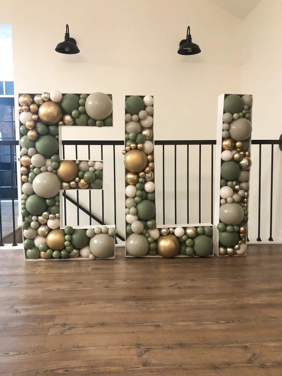 5 Foot Balloon Mosaic