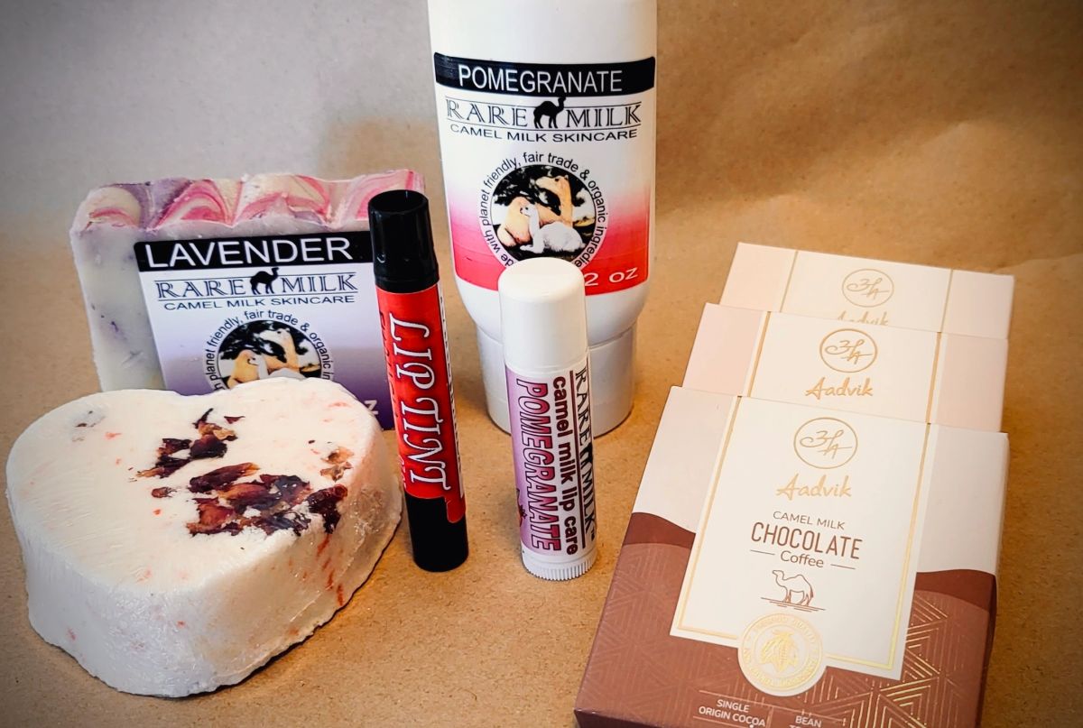 Life is Sweeter with Camels Gift Set