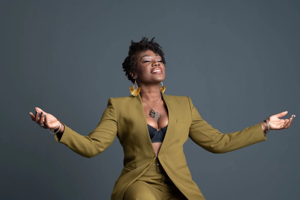 Home [christalbrown.com]