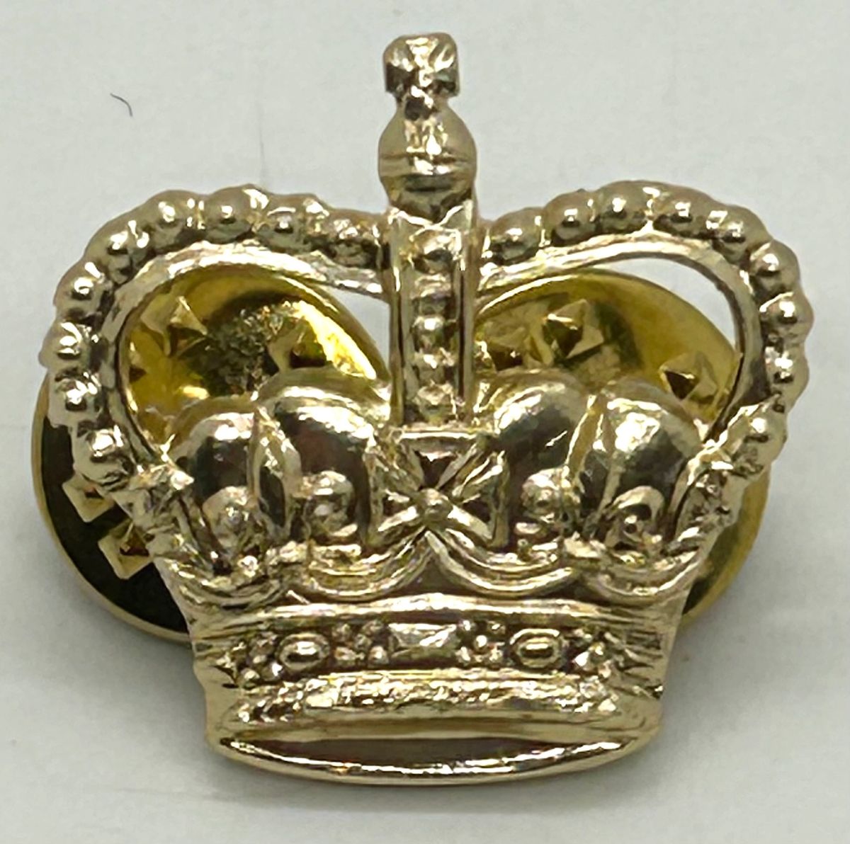 British Military Issue Duke of Lancaster Officers Crown Badge