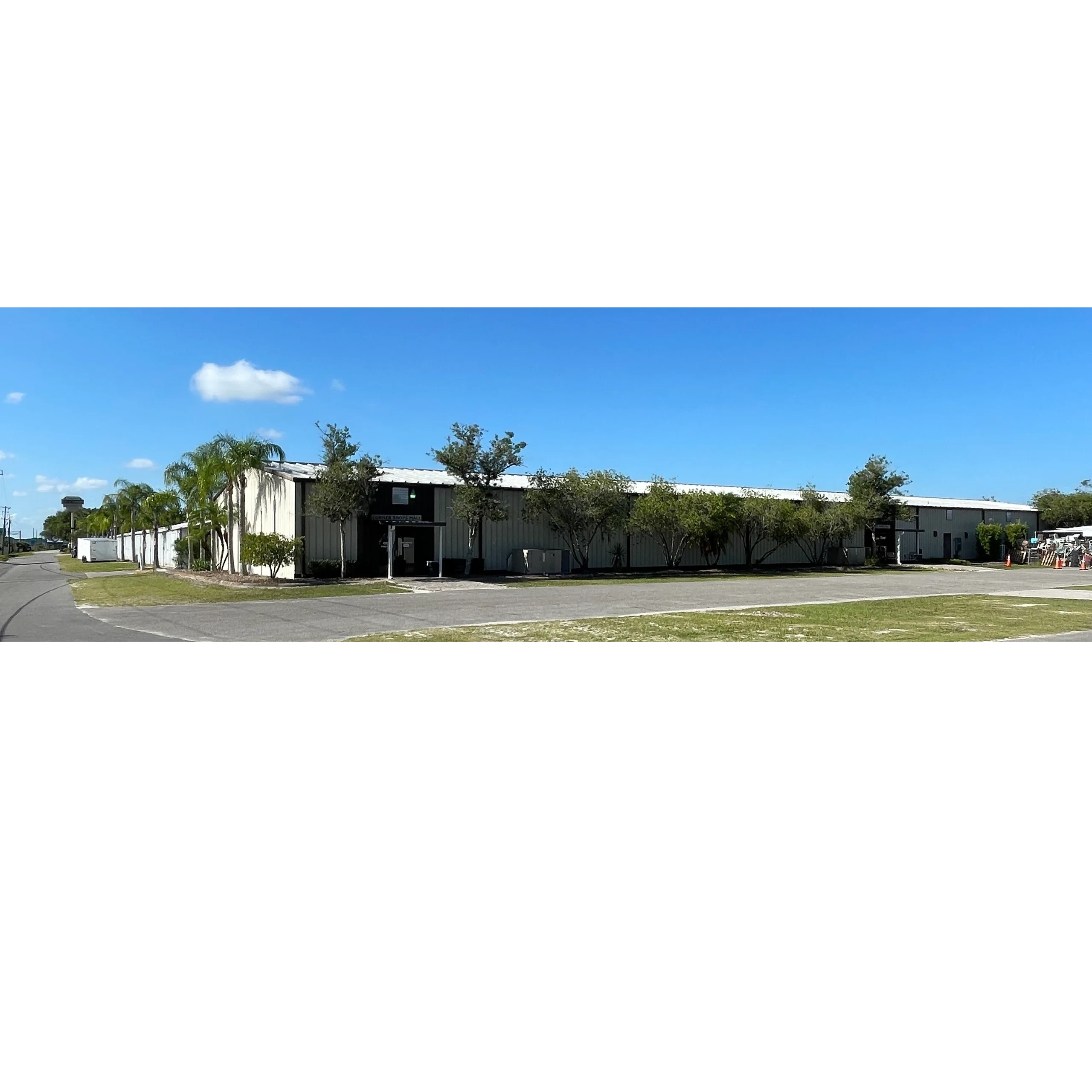Corner Shops Mall | 30+ Local Stores at Daytona Flea & Farmers Market